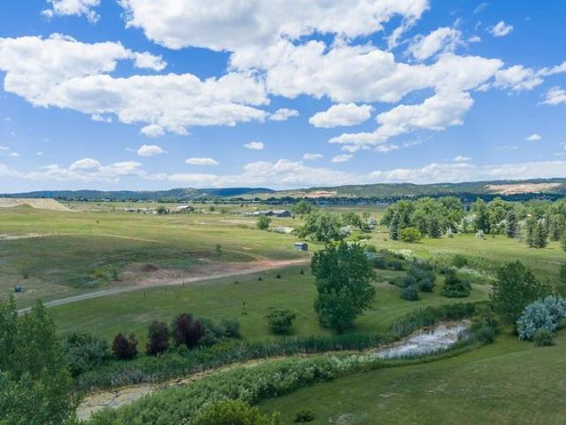 7240 Antler Dr, Rapid City, SD 57702