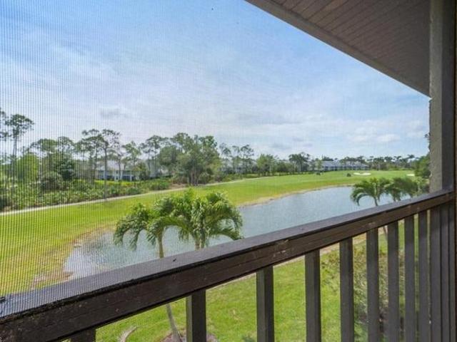 7240 Coventry Ct #324, Naples, FL 34104