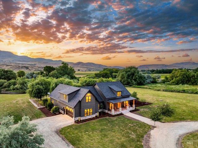 7241 Sweet Ola Hwy, Sweet, ID 83670