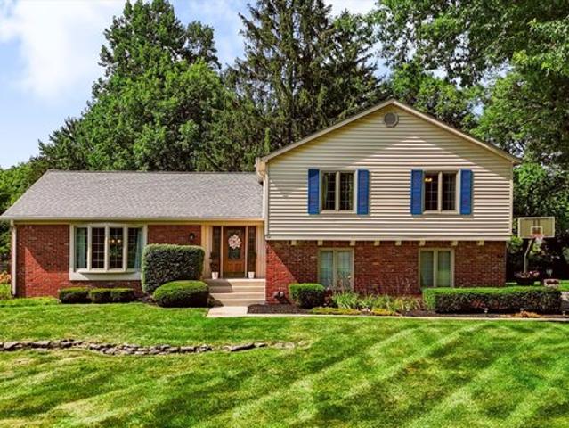 7242 Hampstead Ln, Indianapolis, IN 46256