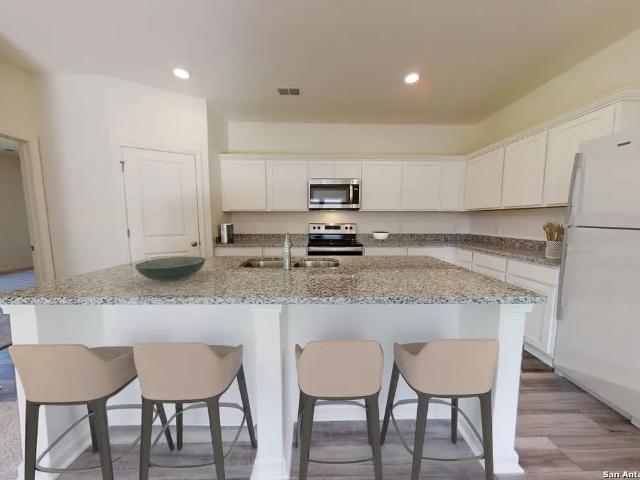 7242 King Bnd, San Antonio, TX 78252 | MLS #1952 | Compass
