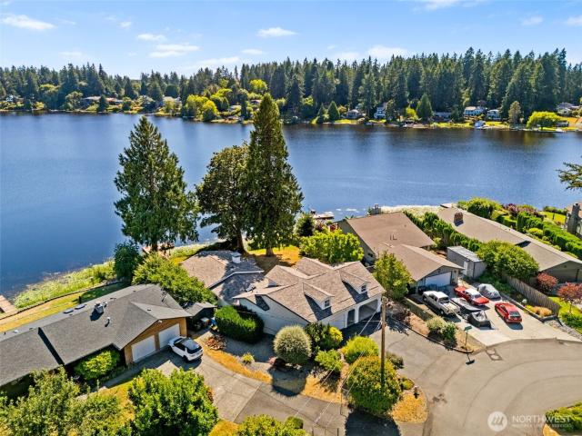 7242 49th Avenue SE