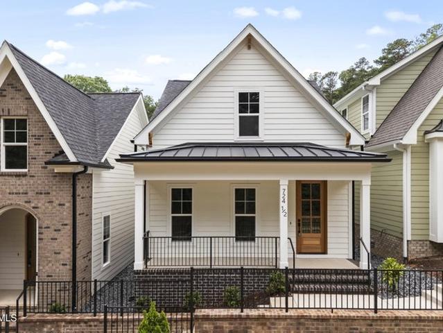 724 1/2 Powell Dr, Raleigh, NC 27606