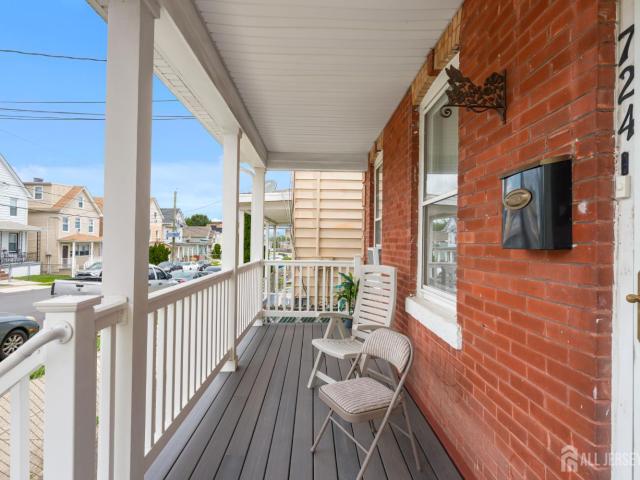 724 Charles Street