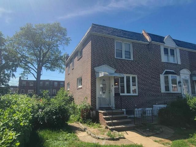 724 Crescent Dr, Glenolden, PA