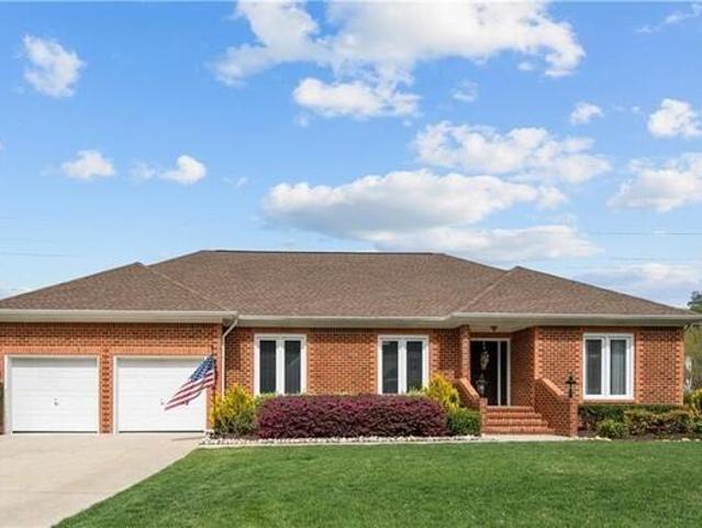724 Dickens Place, Chesapeake, VA 23322