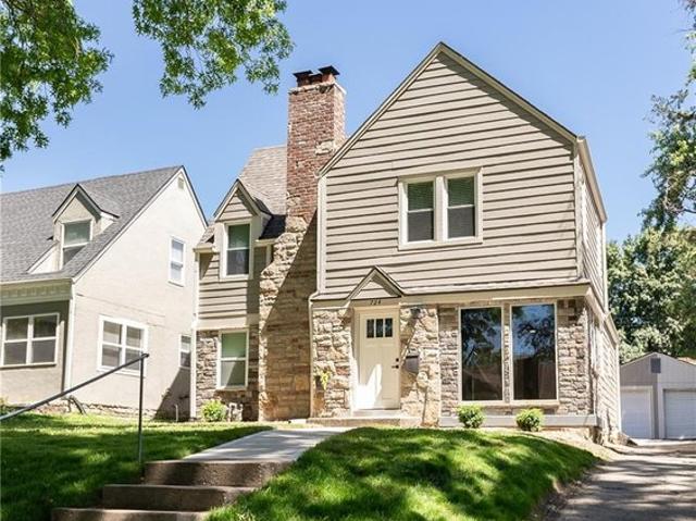 724 E 72nd St, Kansas City, MO 64131