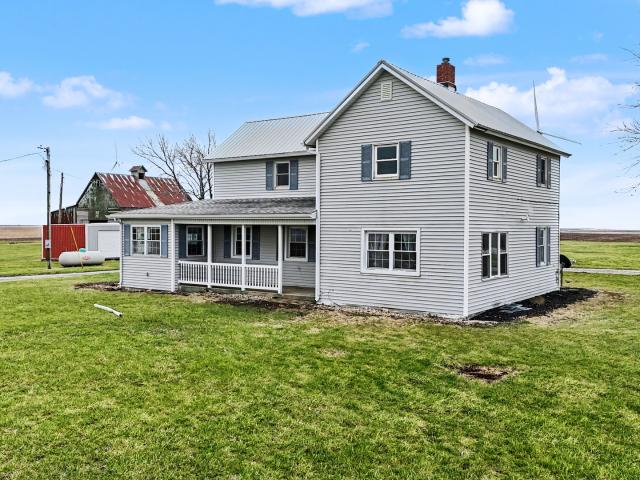 724 E 2600 North Road