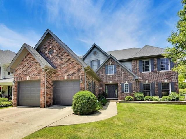 724 Fairfield Ct, Westmont, IL 60559