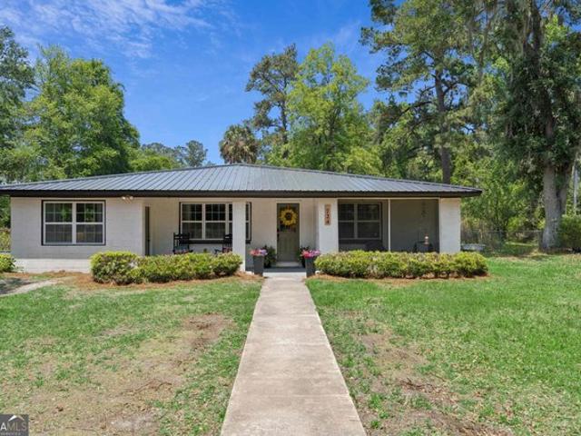 724 Fancy Bluff Rd, Brunswick, GA 31523