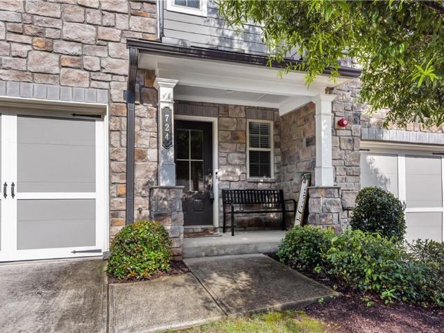 724 Henry Drive