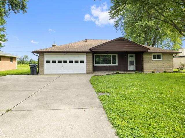 724 Hillside Dr, Anderson, IN 46011