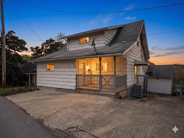 724 Oakhurst Ave, Hazard, KY 41701