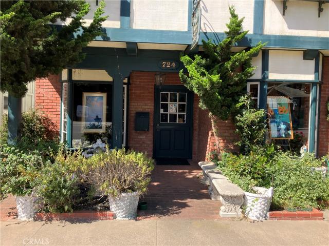 724 Main Street