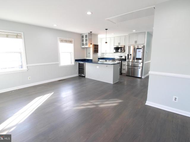 724 N Washington St, Alexandria, VA 22314 | MLS #VAAX2059 | Compass