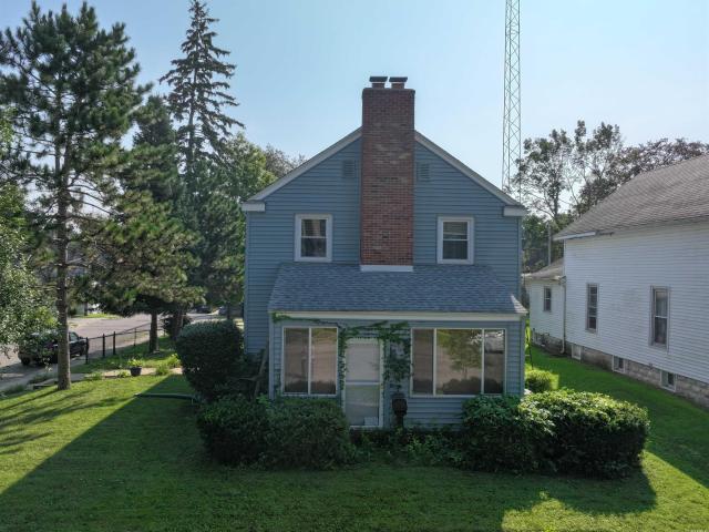724 N Center Street