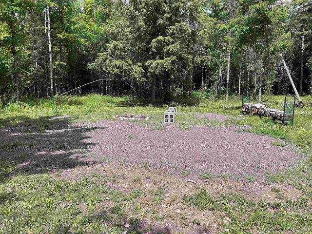 724 N County Road 519, Wakefield, MI 49968