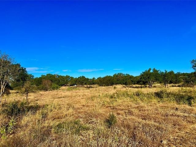 724 Nomad Dr, Spicewood, TX 78669
