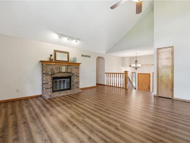 724 NE Colleen Drive