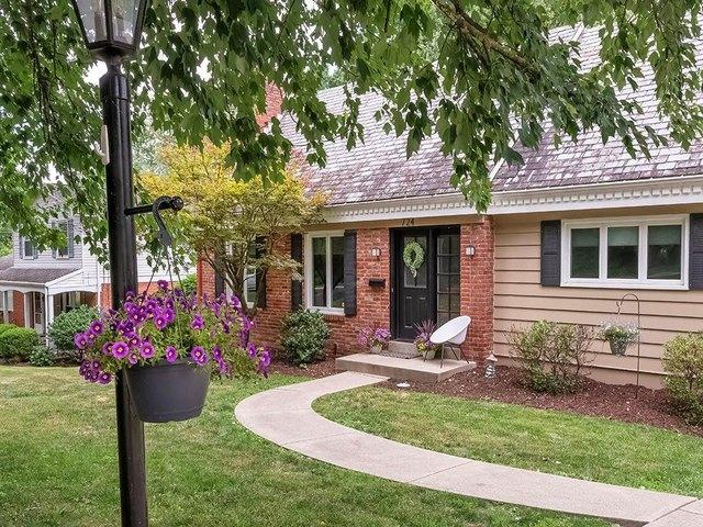 724 Scrubgrass Rd, Pittsburgh, PA 15243
