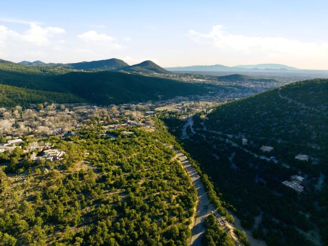 724 Paseo De Florencio