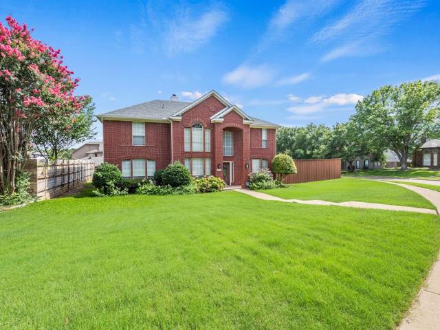 724 Pine Lakes Drive