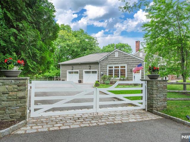 724 Ridge Road