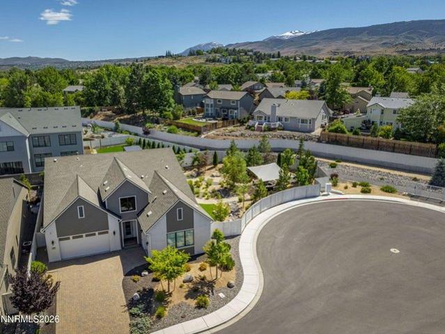 724 W Pleasant Oak Trl, Reno, NV 89511