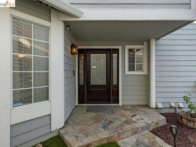 724 Winterside Circle