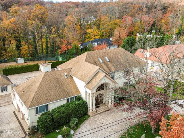 724 Todt Hill Road