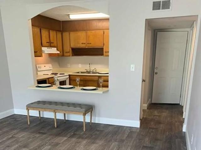 724 Teasel Dr, Kingsport, TN 37660