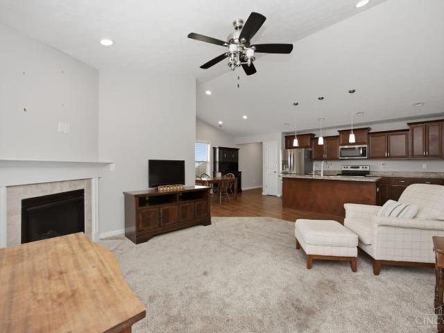 724 Villa Court