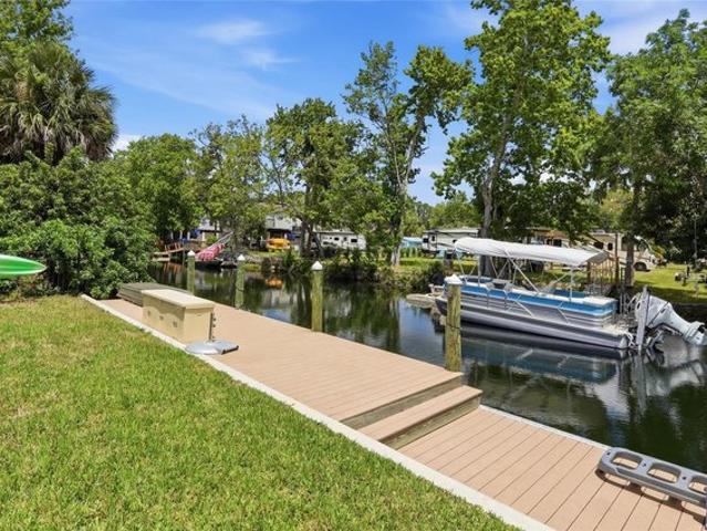 7254 Wimberly Ct, Weeki Wachee, FL 34607