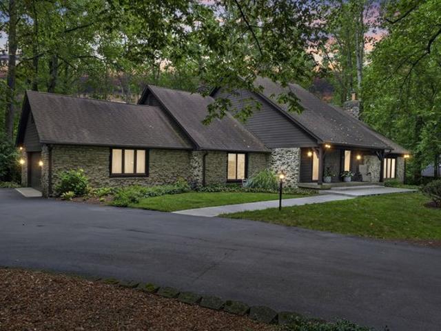 7255 Tuliptree Trl, Indianapolis, IN 46256