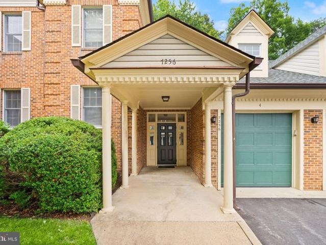 7256 Glen Hollow Ct Unit 2, Annandale, VA 22003
