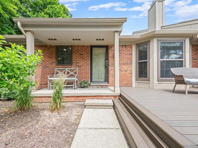 7256 Green Farm Road
