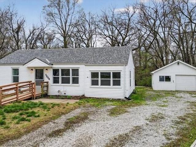 7256 Hasbrook Ave, Kansas City, KS 66111