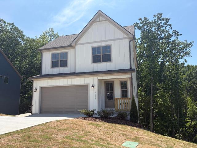 7257 Mercedes Ln, Ooltewah, TN 37363 | MLS #1526 | Compass