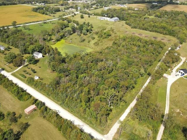 7257 Geneva St, Indianola, IA 50125
