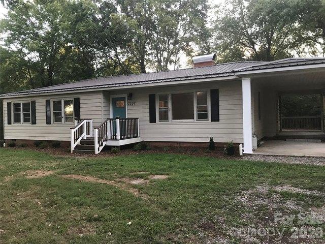 7257 Sherrills Ford Rd, Sherrills Ford, NC 28673