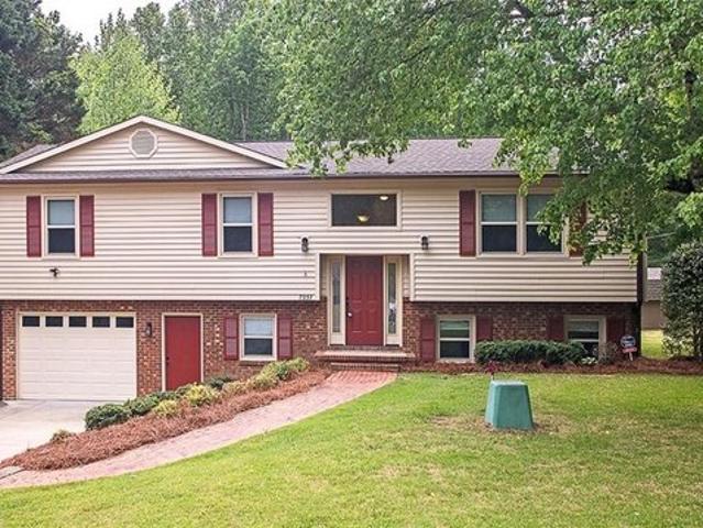 7257 Sleepy Hollow Dr, Archdale, NC 27263
