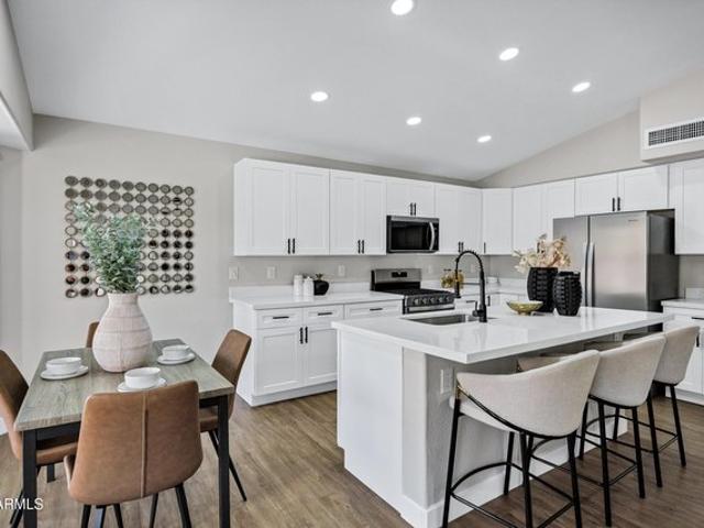 7258 E Medina Ave, Mesa, AZ 85209