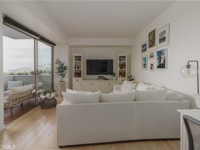 7250 Franklin Ave Unit 1008, Los Angeles, CA 90046