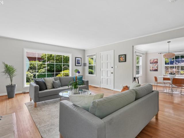7250 sw benz park dr