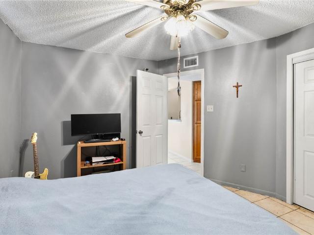 7252 The Mansions P 1