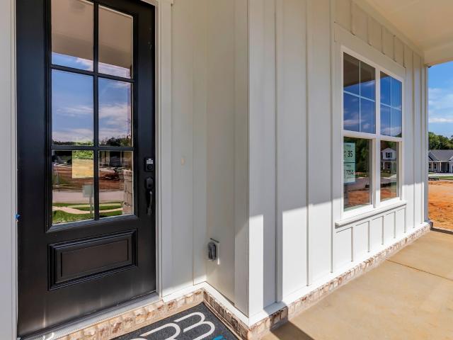 7253 Fairlawn Drive