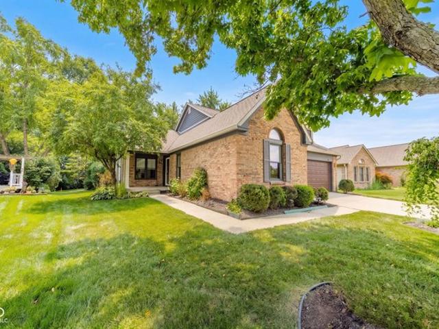 7253 Wolffe Dr, Fishers, IN 46038