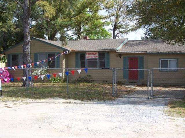 $725 / 3br 1400ft² BIG Home! With A $699 mOvE In Special! 10 Milton Road map