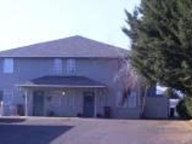 $725 / 2br 1000ft² 531 Briarwood Drive Central Point