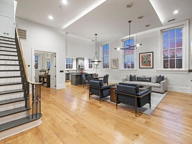 725 5th Street SE Unit# 23, Washington, US, DC